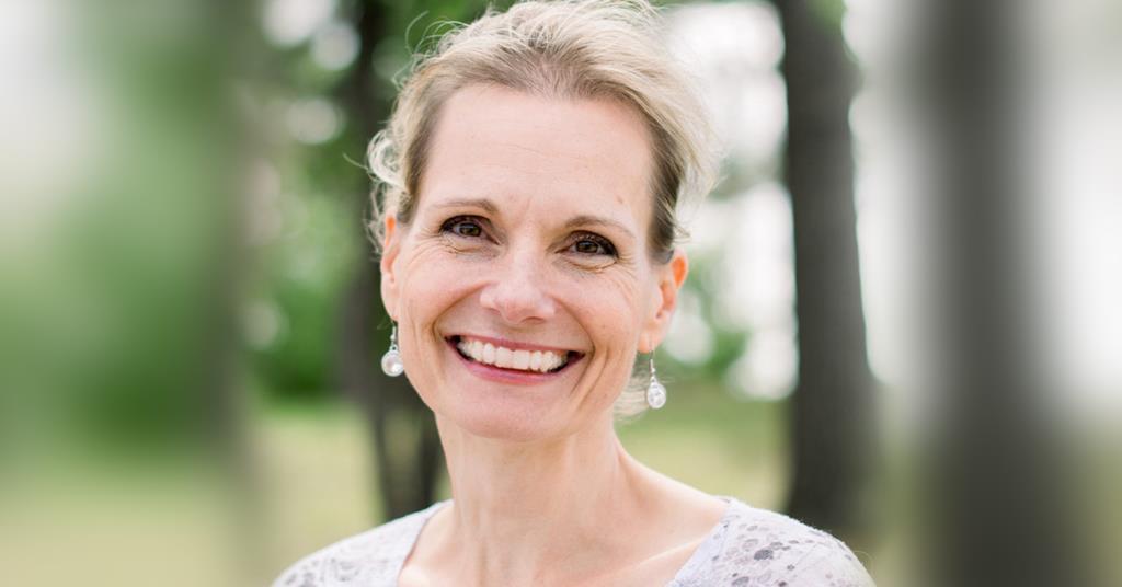 The CS Lewis Podcast #129 Dr Carolyn Weber: Surprised by Oxford | Shows ...